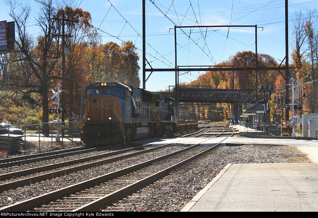 CSX SD70MAC #4773 on X176